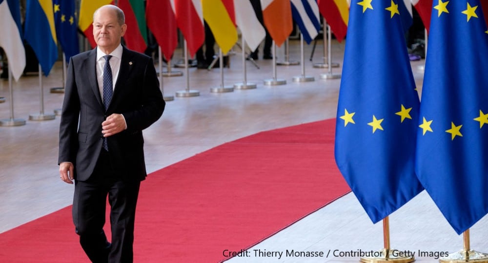 Should the UK join a more federal EU or be its ally and trading partner ...